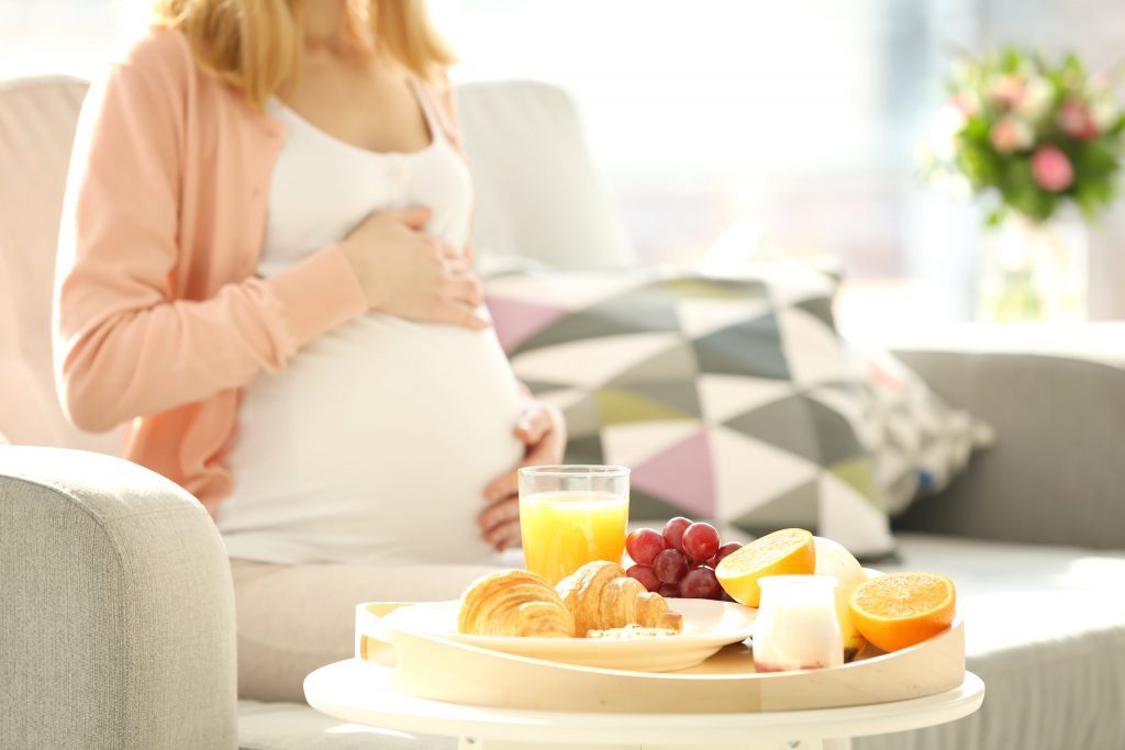 Vitamina C na gravidez: Importância do nutriente e alimentos - Vitat